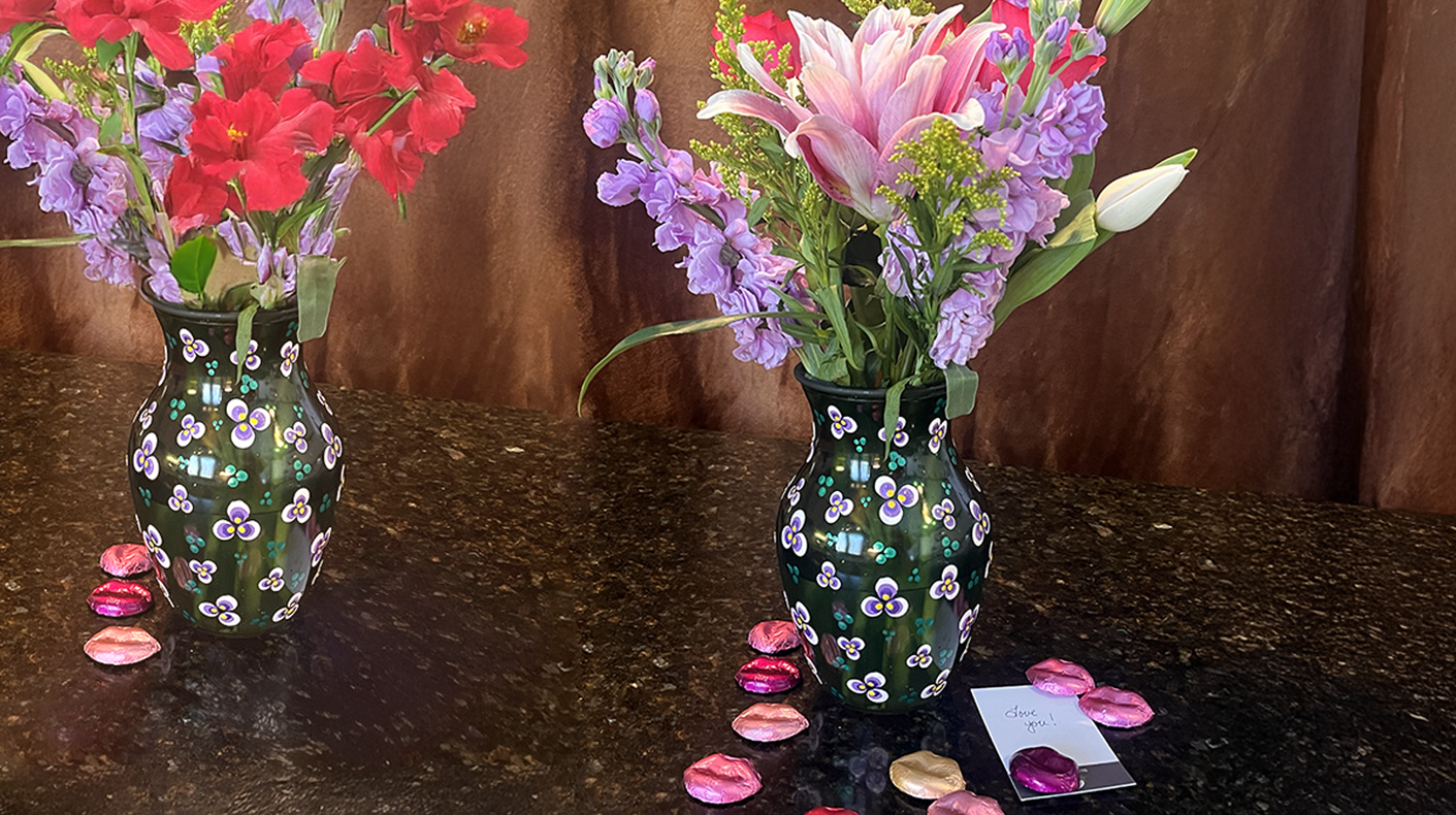 How to Turn a Thrifted Vase into a Valentine’s Dot-Painted Design ...